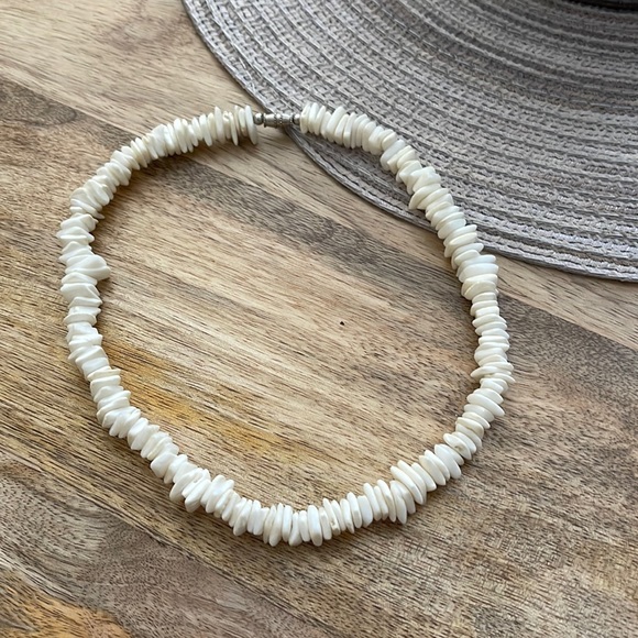 Vintage | Jewelry | 425 Vintage Pooka Shell Necklace | Poshmark